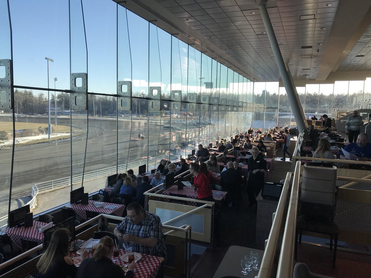 Boxing Day Dining Discount for Owners & Horsepeople - Woodbine Mohawk Park