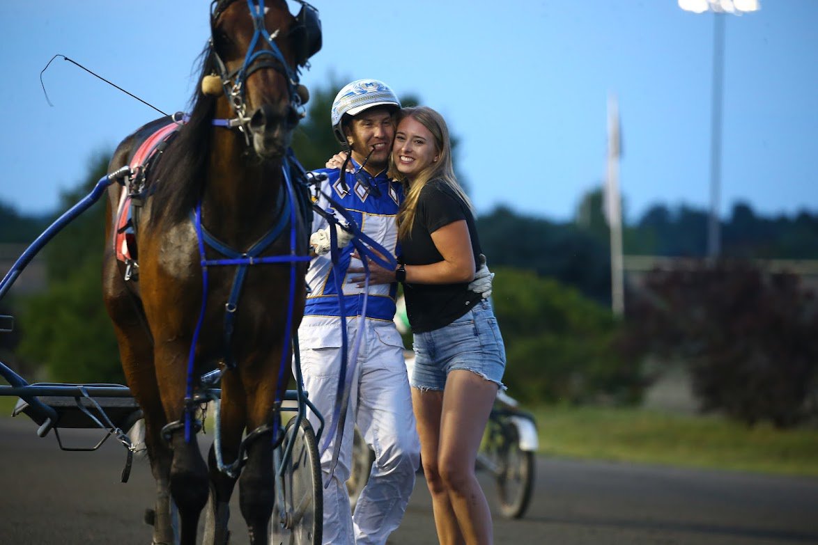 5 in Front: Paige Austin - Woodbine Mohawk Park