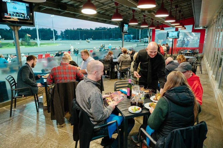 Horse Racing - Woodbine Mohawk Park