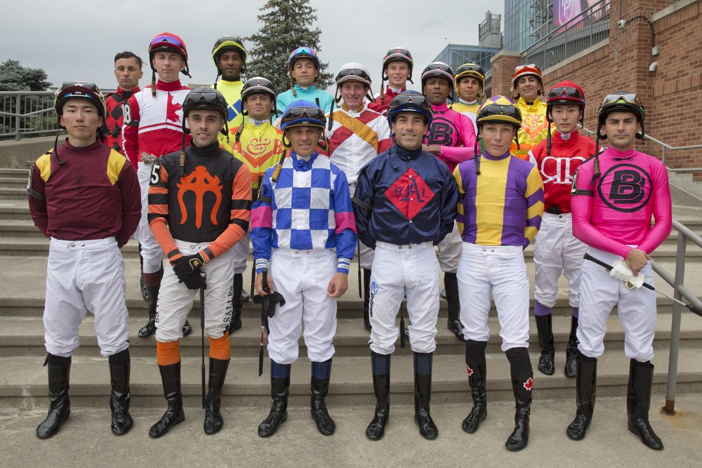 Watch & Wager on The 166th King's Plate - Woodbine Racetrack